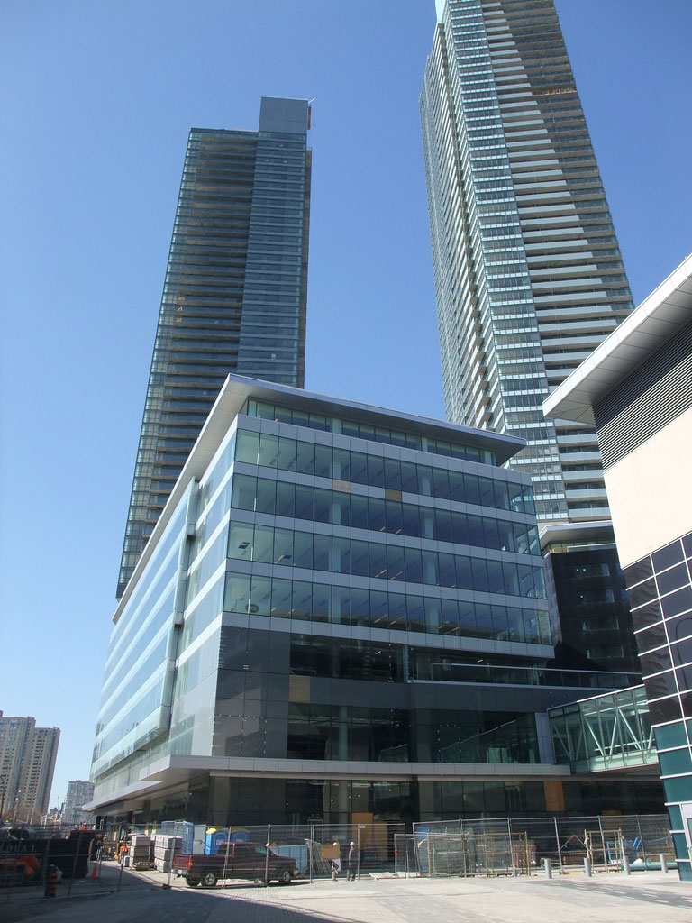 Photo Of The Day: Maple Leaf Square Rising High | UrbanToronto