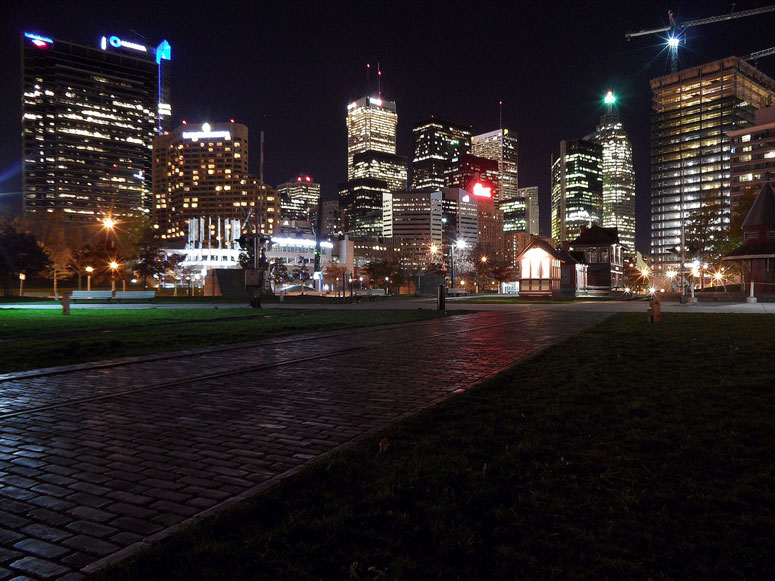 Photo Of The Day: The Downtown Toronto Core From Roundhouse Park ...