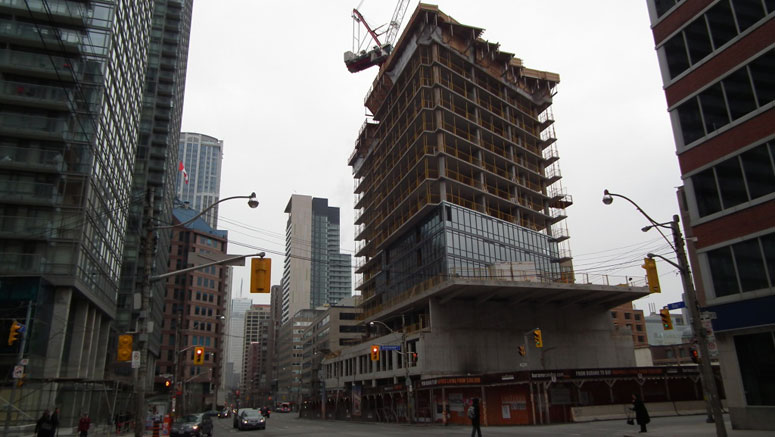 Lanterra Developments' Burano Condo Reaches 14 Storeys | UrbanToronto