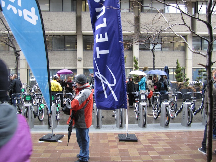 Toronto's Bixi Bikeshare Launched Tuesday on Gould Street | UrbanToronto