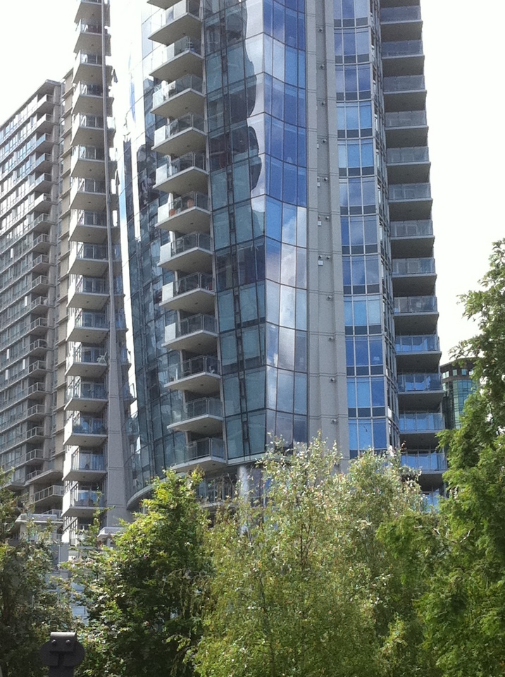 Vancouverism Part 4 - Vancouver Curves | UrbanToronto