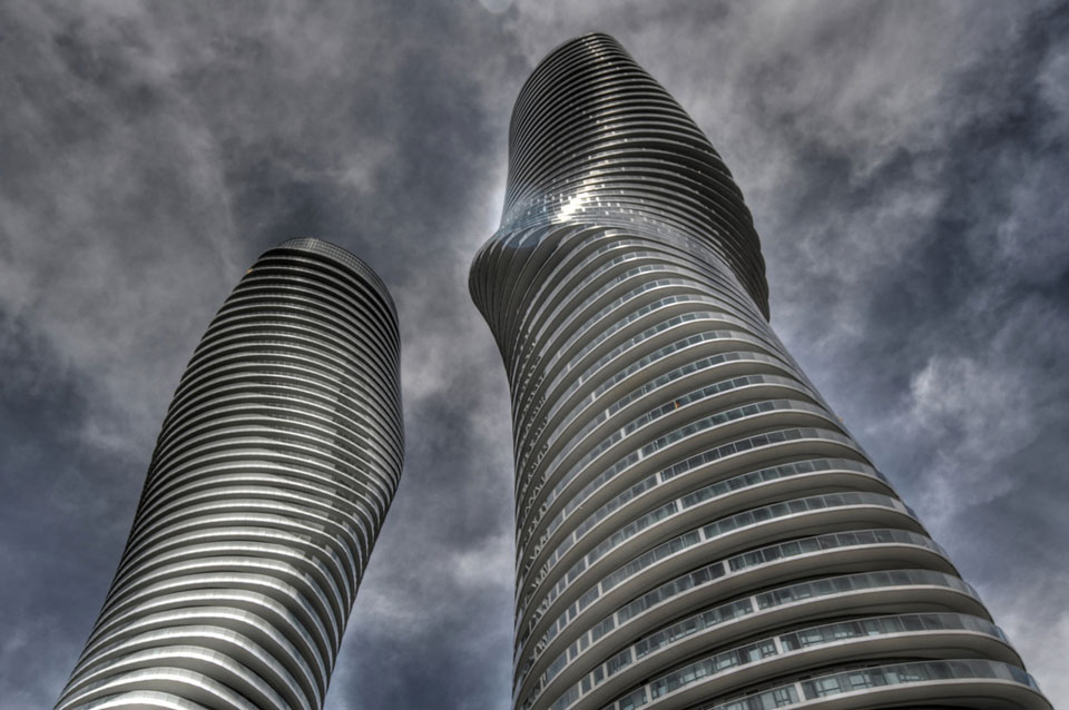 Photo of the Day: Absolute Continues to Impress | UrbanToronto