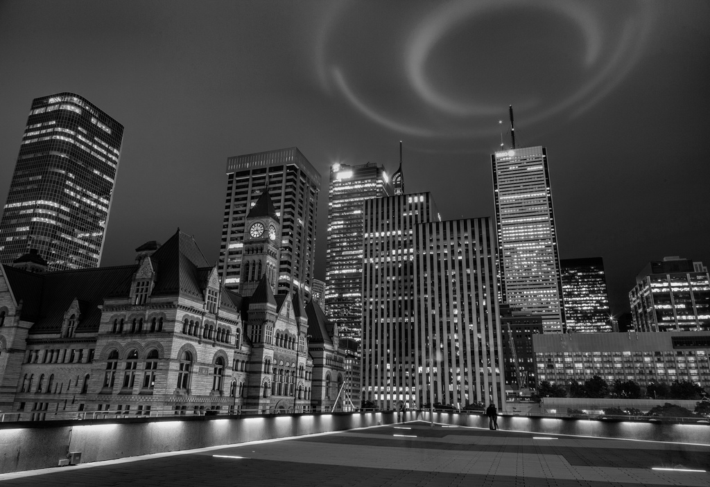 Photo of the Day: Urban Aurora | UrbanToronto