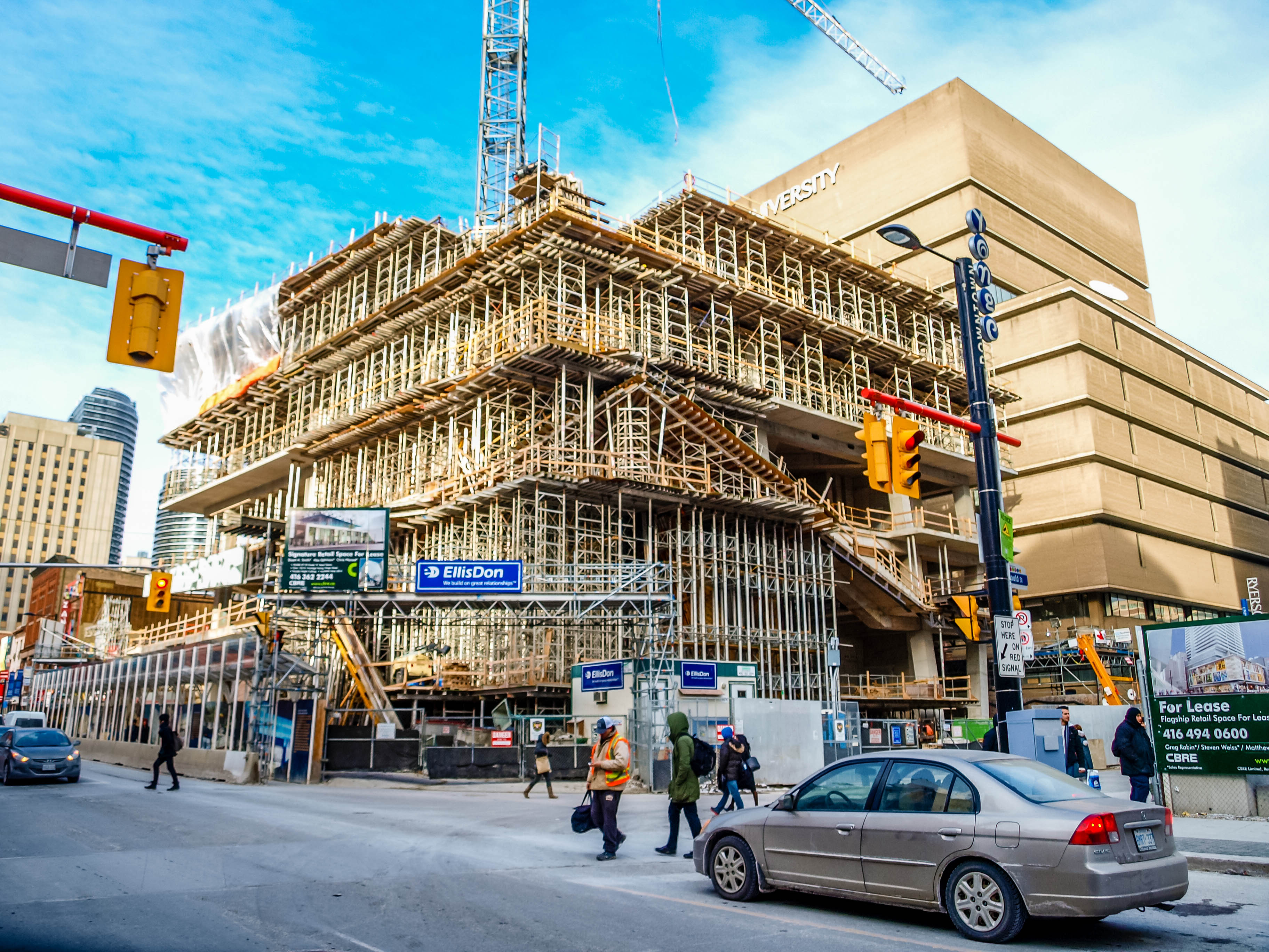 First Glazing Installed at Ryerson Student Learning Centre | UrbanToronto