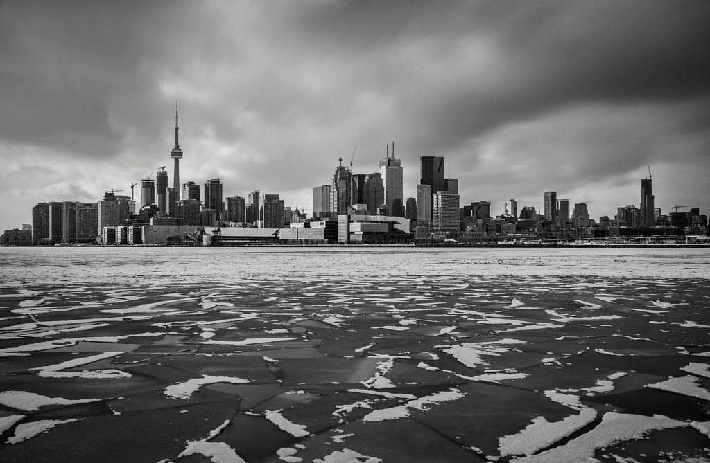 PSR's Photo of the Day: Frozen City | UrbanToronto