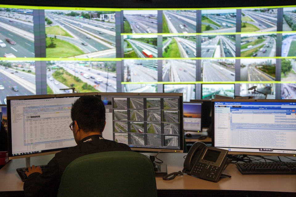 City Unveils Upgraded Transportation Operations Centre | UrbanToronto