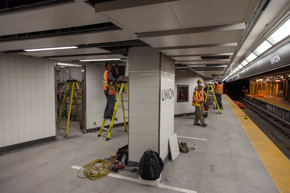 Second Platform Opens at the TTC's Union Subway Station | UrbanToronto