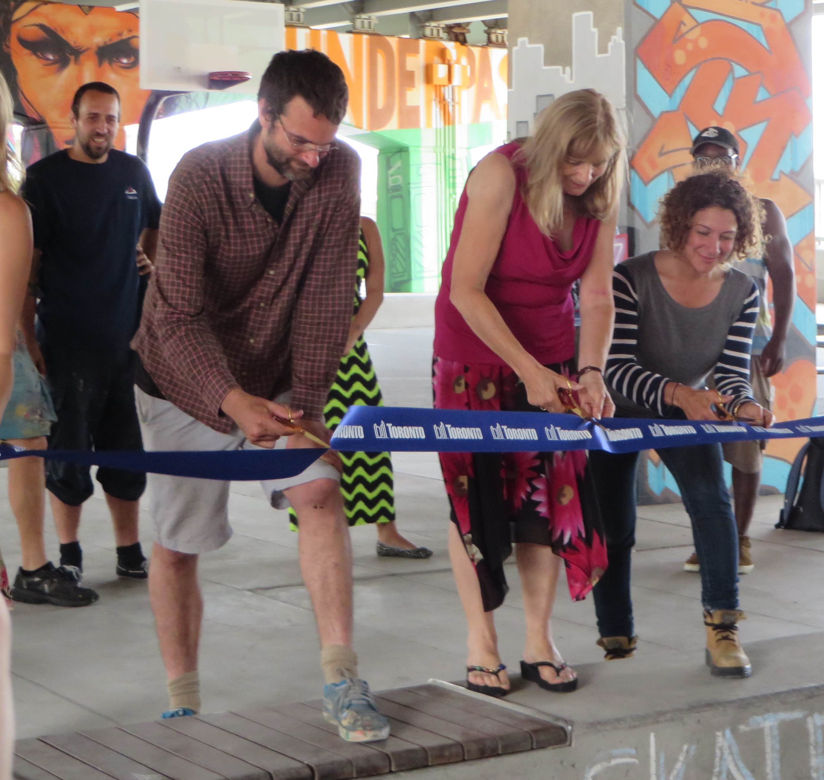 Murals Complete Rejuvenation of Uber-Urban Underpass Park | UrbanToronto