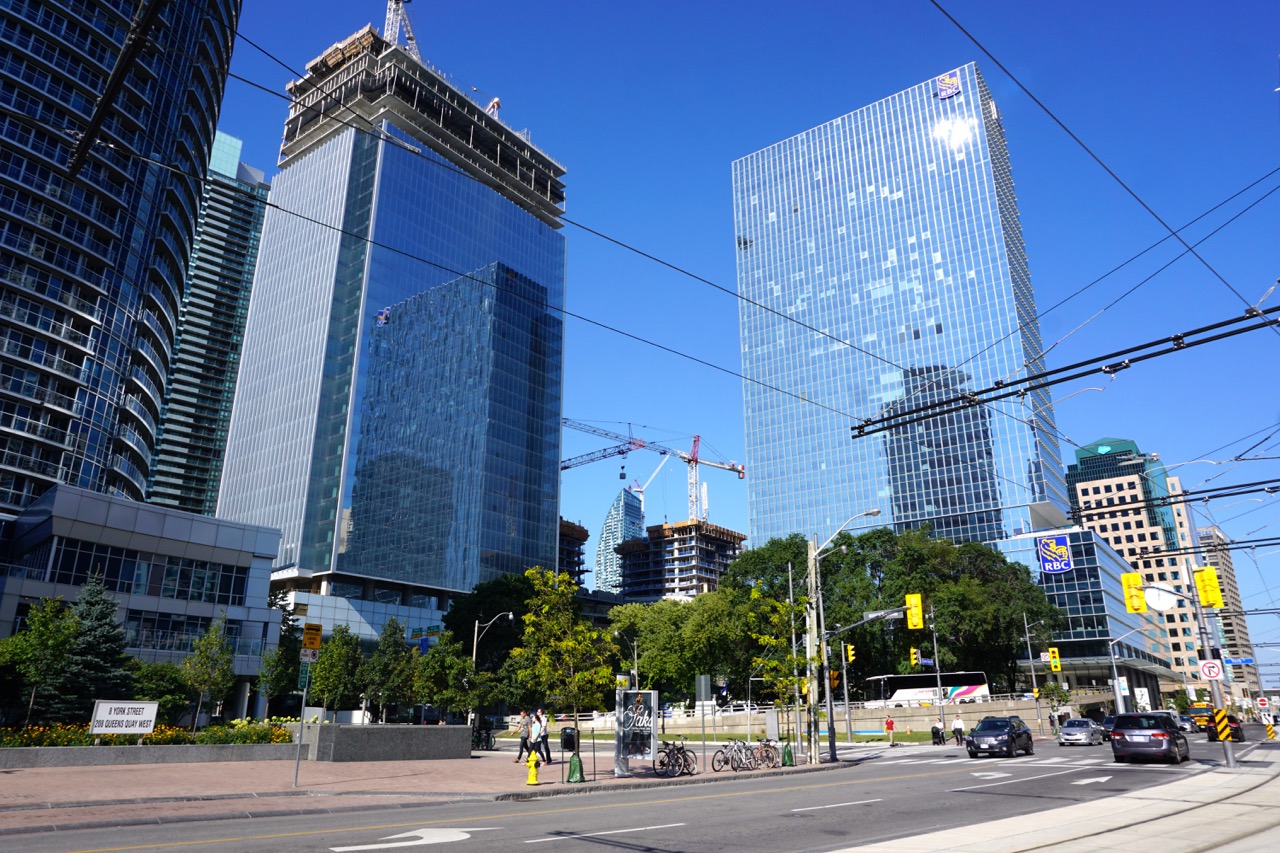 Sun Life Tower Making its Mark on Toronto's South Core Skyline ...