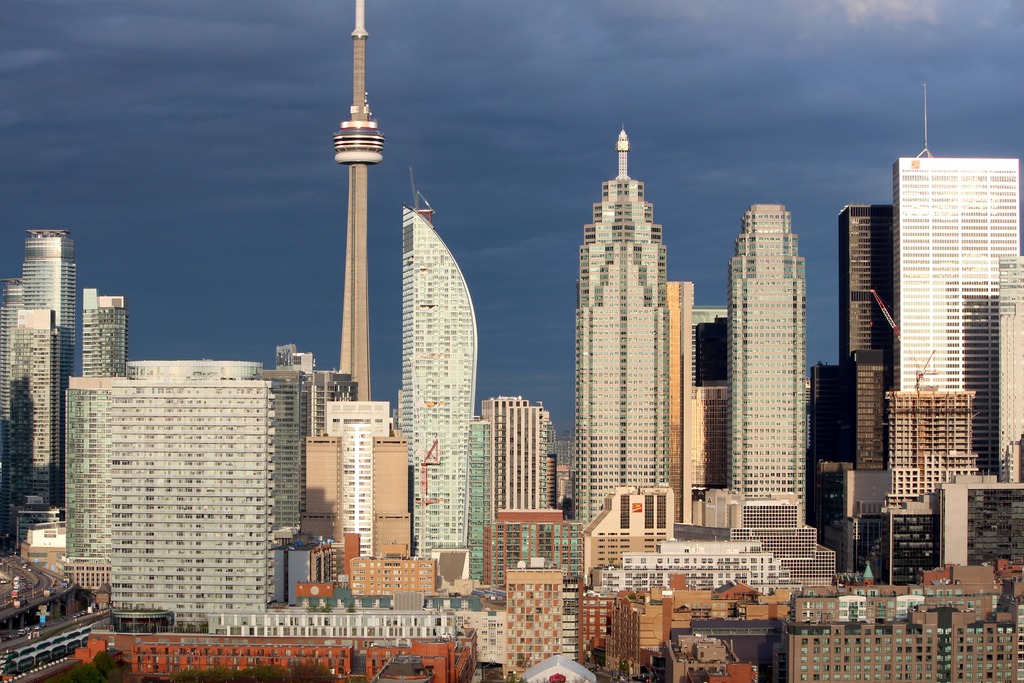 Photo of the Day: Morning Skyline | UrbanToronto