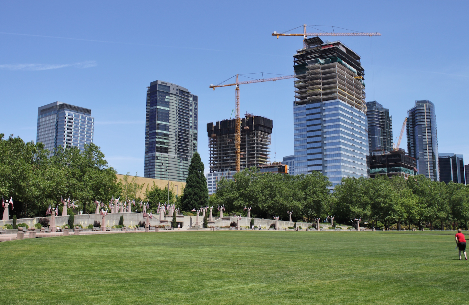 Bellevue's Lincoln Square Expansion Continues to Rise | SkyriseCities