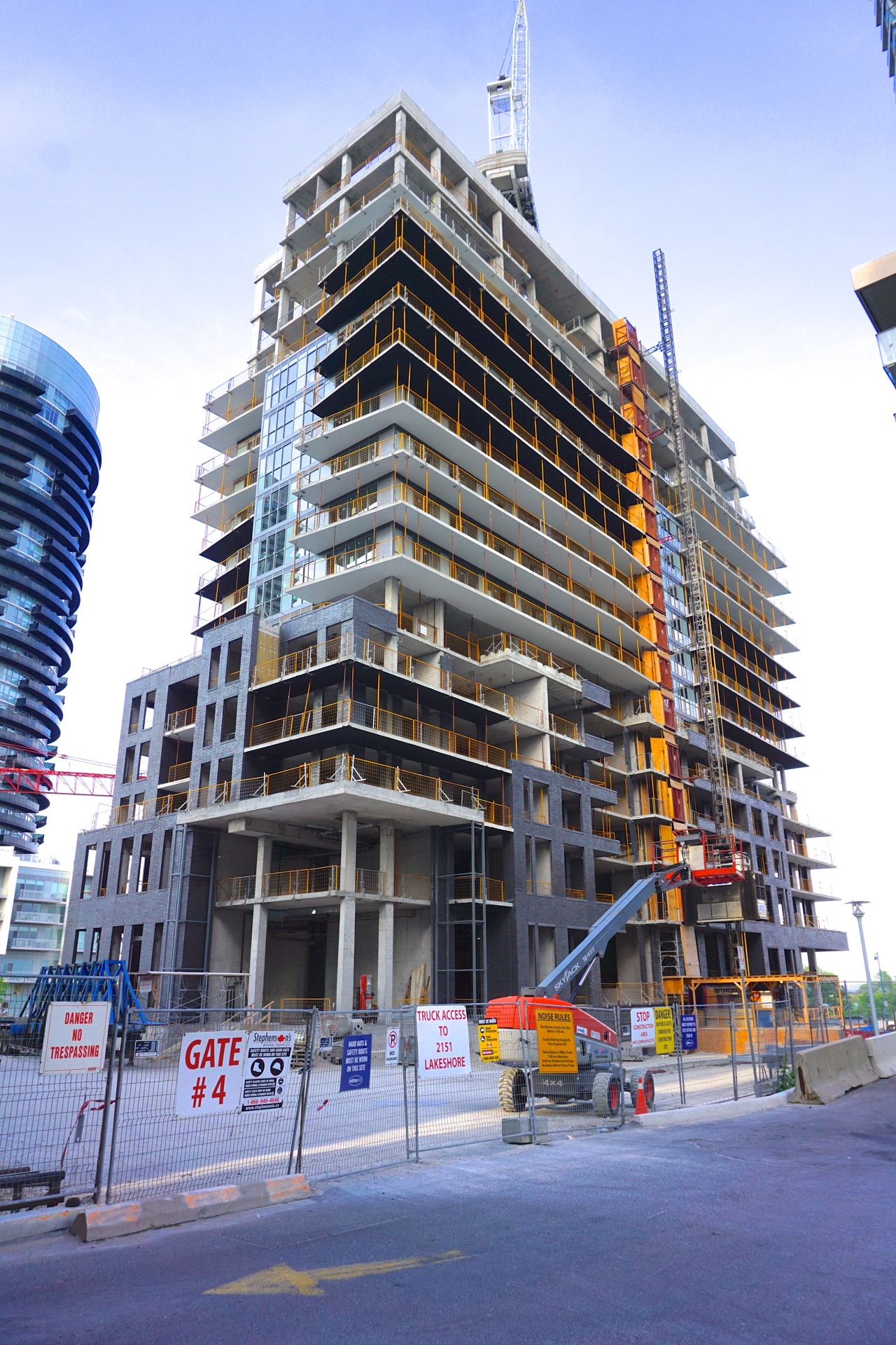 Cladding Rising On Mattamy and Biddington's Riva del Lago | UrbanToronto