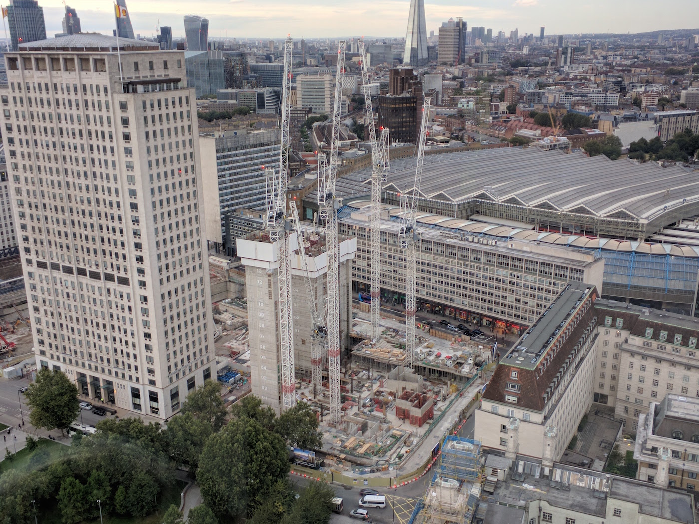 Multi-Tower Southbank Place Adds Density Around Shell Tower | SkyriseCities