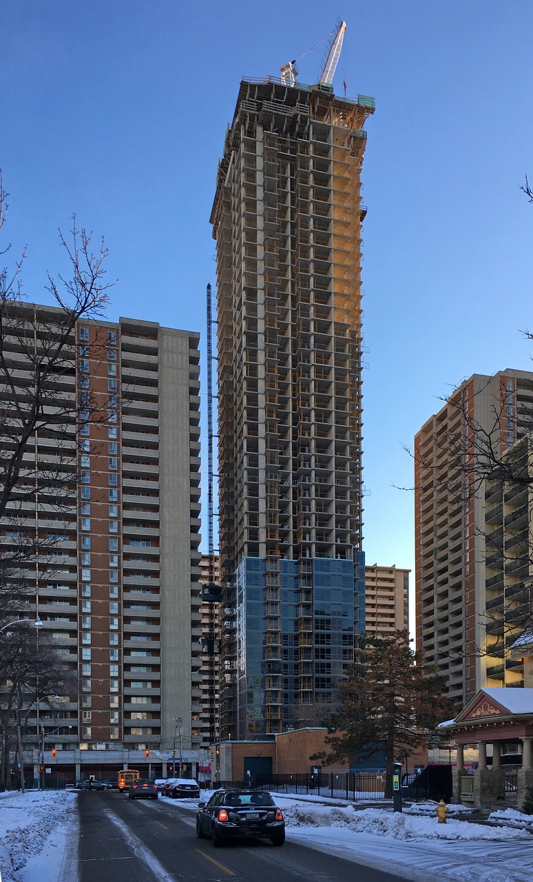 43-Storey Rental Tower Topping Off at 561 Sherbourne | UrbanToronto