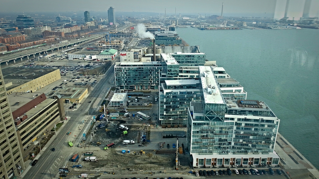 Shoring Kicks Off Construction of 35-Storey Tower at Pier 27 | UrbanToronto