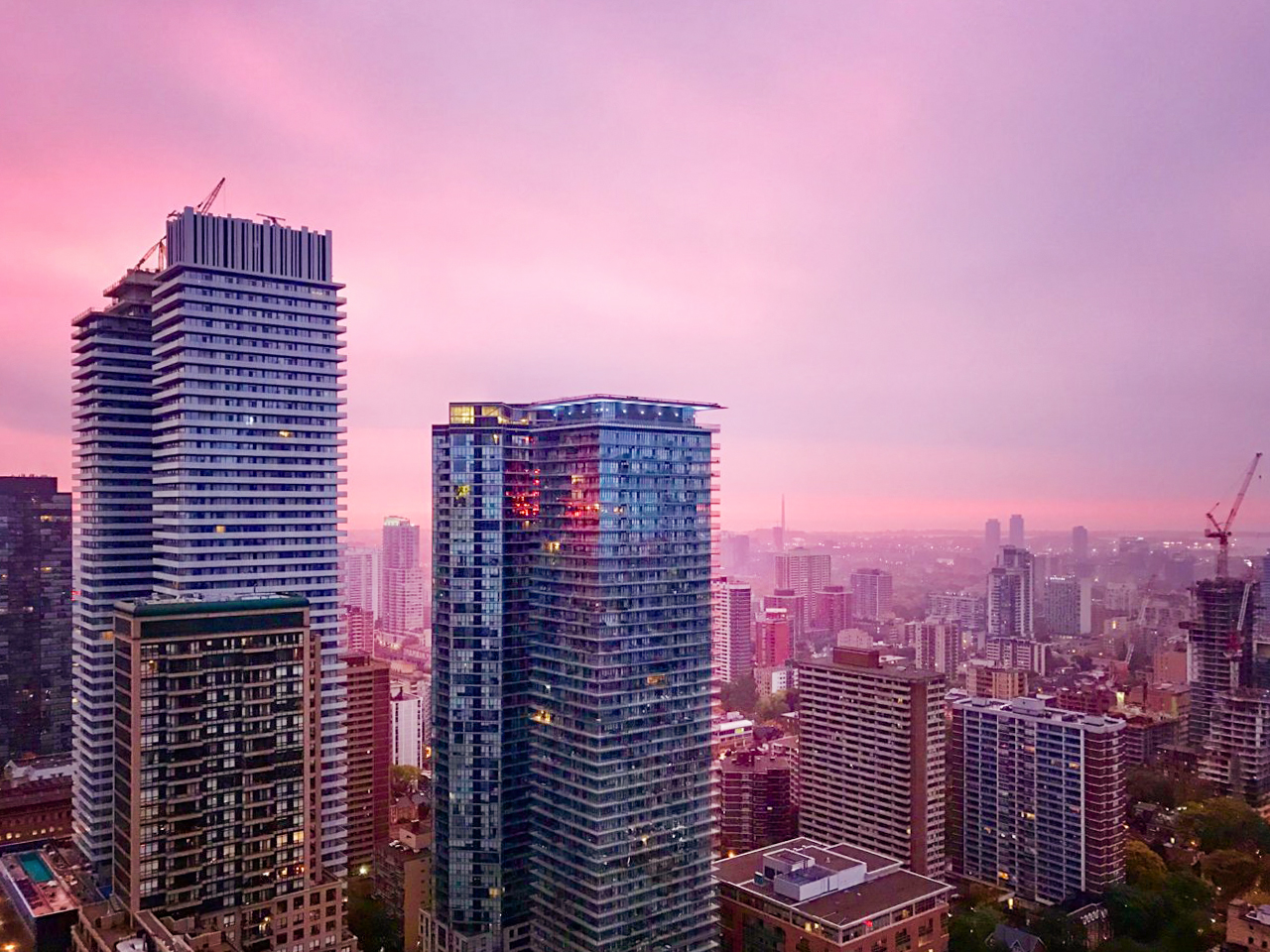 Photo of the Day: Pink Skies at Sunrise | UrbanToronto