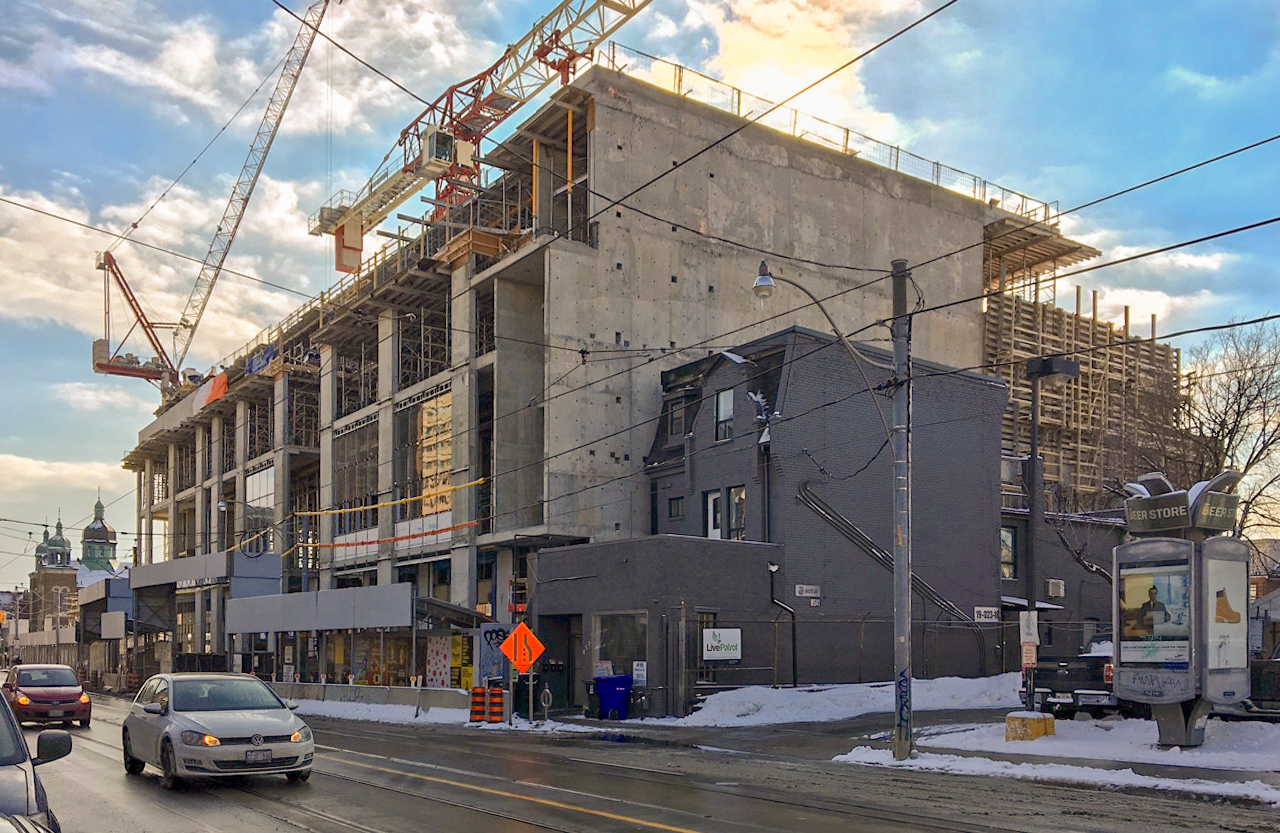 Construction Progressing at RioCan's Bathurst College Centre | UrbanToronto