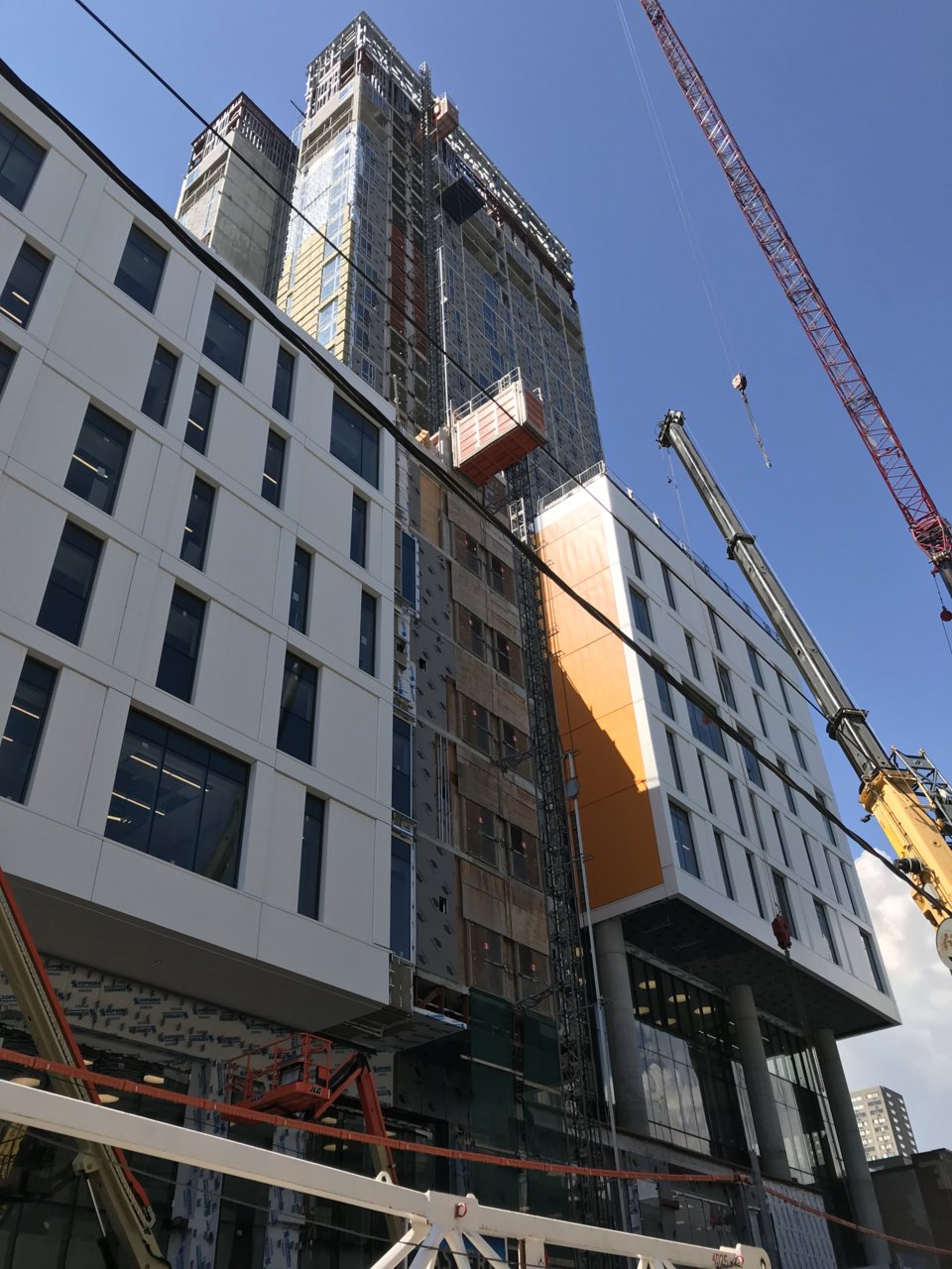 Crane Removed from Ryerson's Daphne Cockwell Complex | UrbanToronto