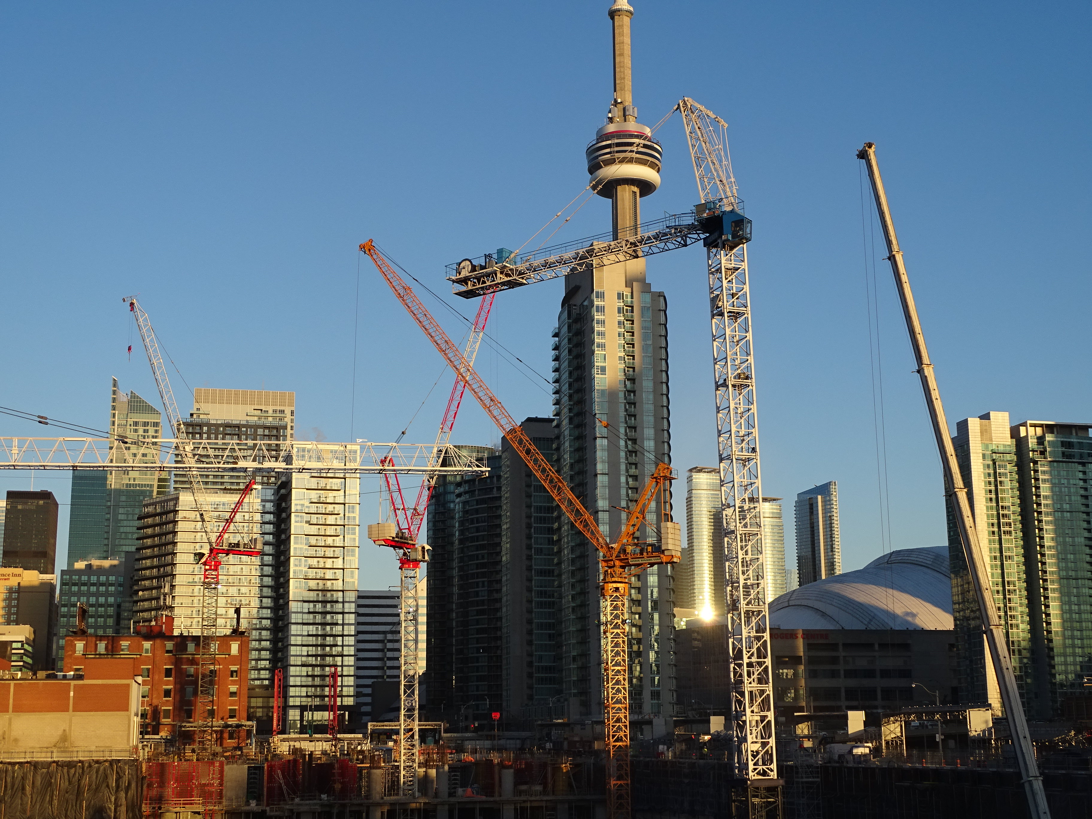 Photo of the Day: Cranes at The Well | UrbanToronto
