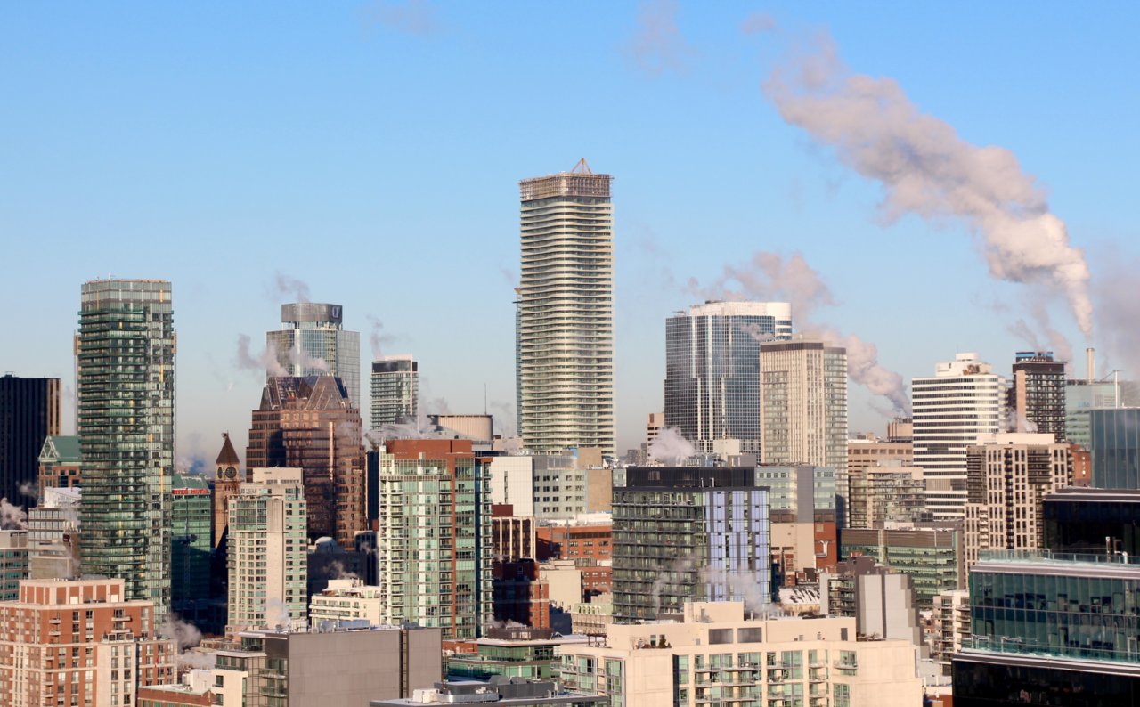 Photo of the Day: Winter Steam Plumes | UrbanToronto