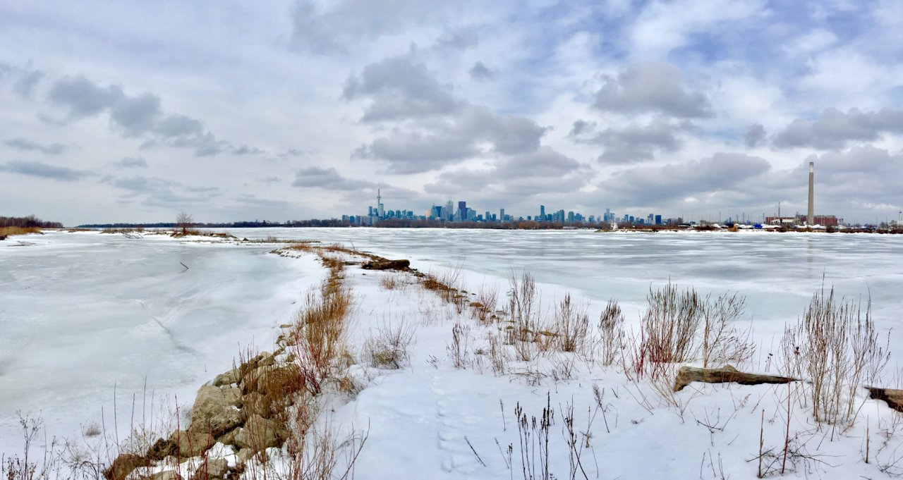 Photo of the Day: Distant Skyline | UrbanToronto