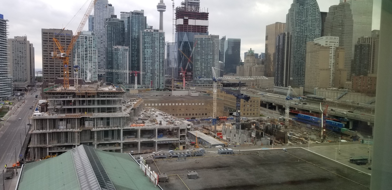 Menkes' Sugar Wharf Community Making Progress Above Grade | UrbanToronto