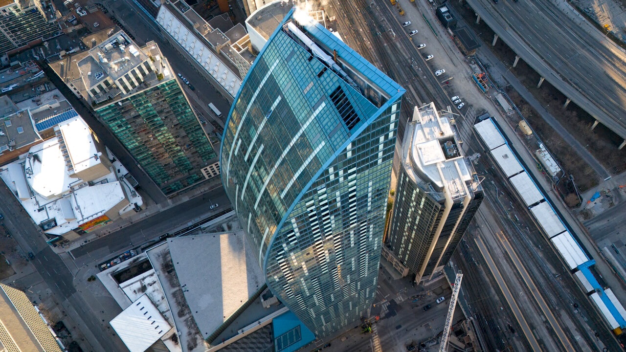 Aeria-L Tower | UrbanToronto