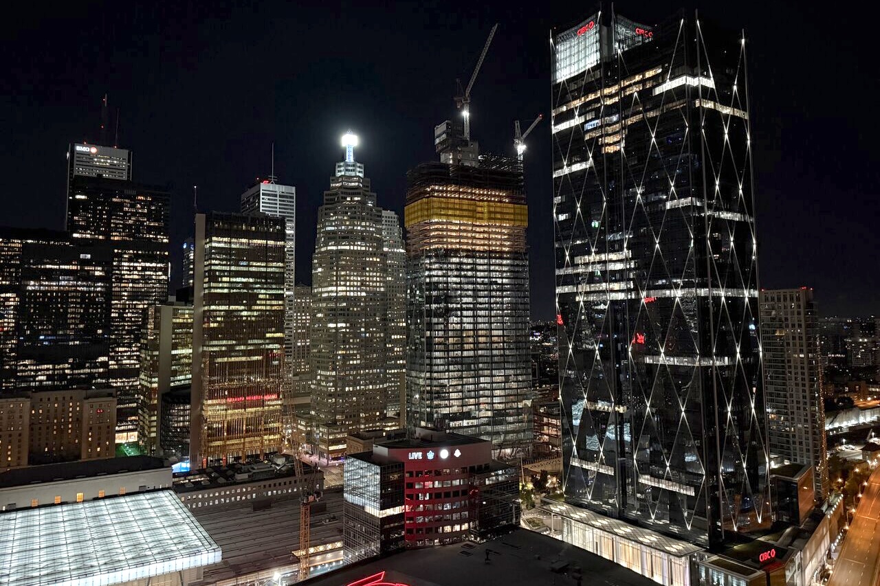 Financial Core Nightlights | UrbanToronto