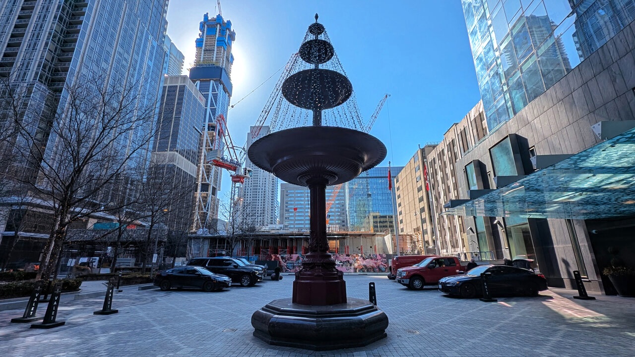 Outshone by a Silhouette | UrbanToronto